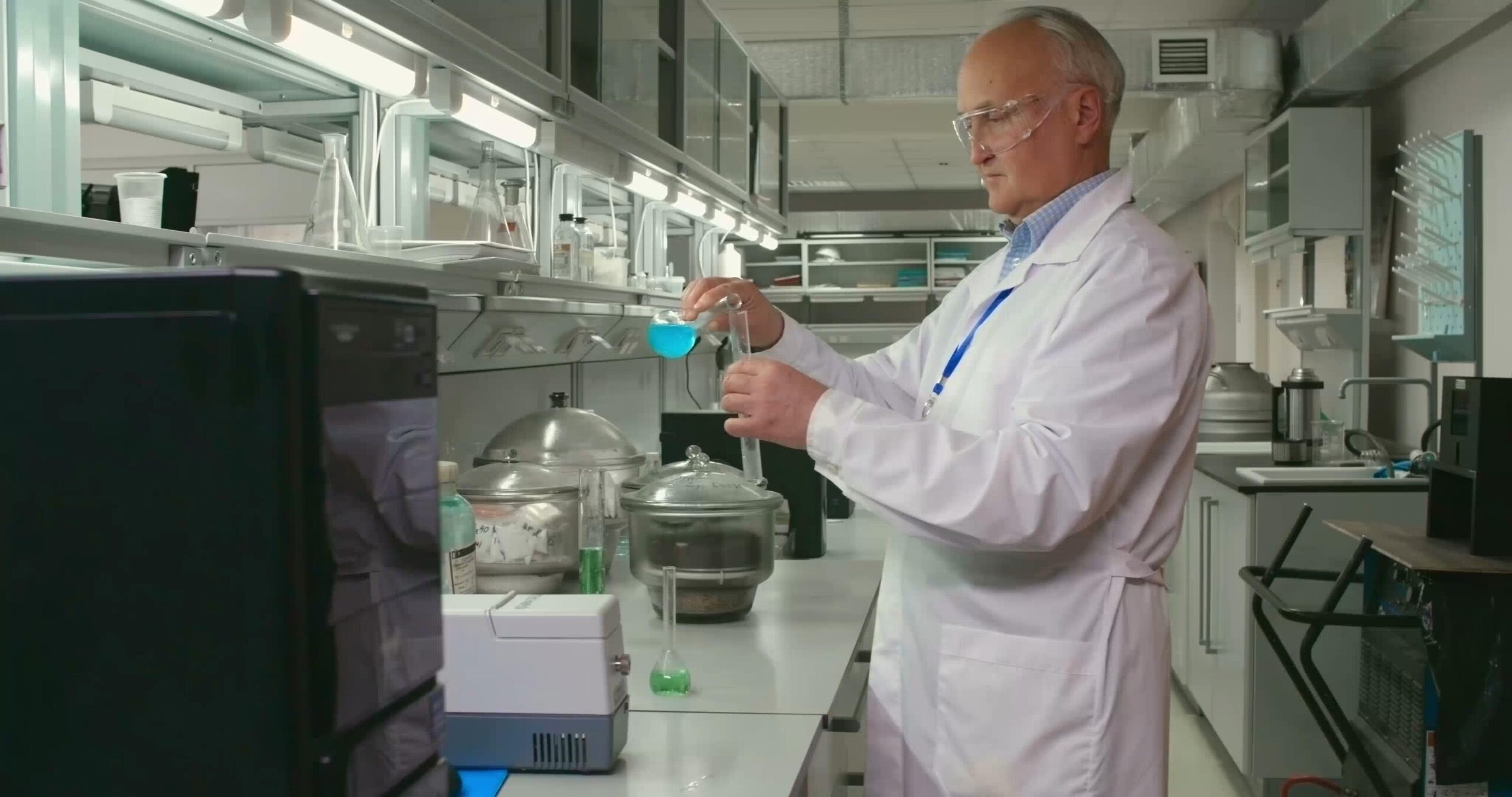 Vidrarias para Laboratório e Balão Volumétrico | WAISER scientific